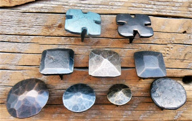 CLAVOS & IRON ROSETTES – Old West Iron